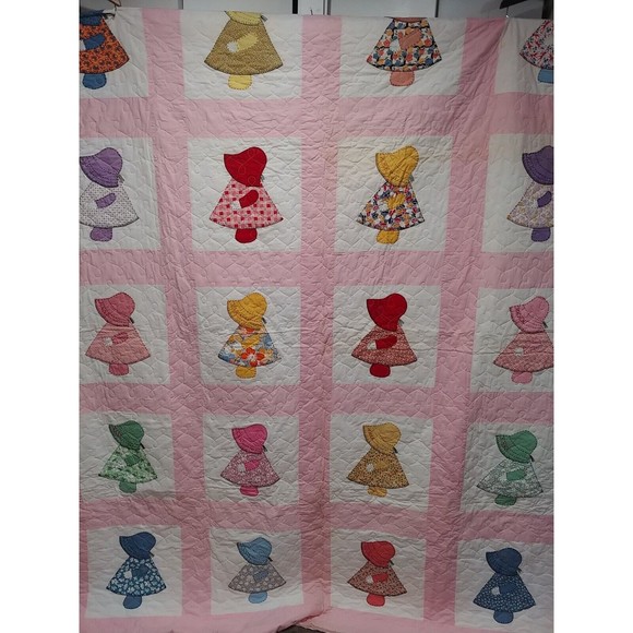 Handmade | Bedding | Vintage Handmade Sun Bonnet Sue 92x98 Patchwork Quilt Strawberry Shortcake ...